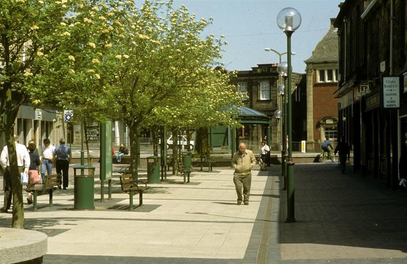 Grangemouth town centre street furniture - Falkirk Council