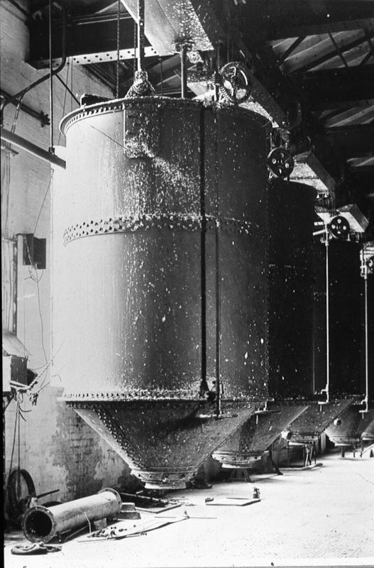 Wood pulp tanks, Carrongrove Paper Mill, Denny - Falkirk Council
