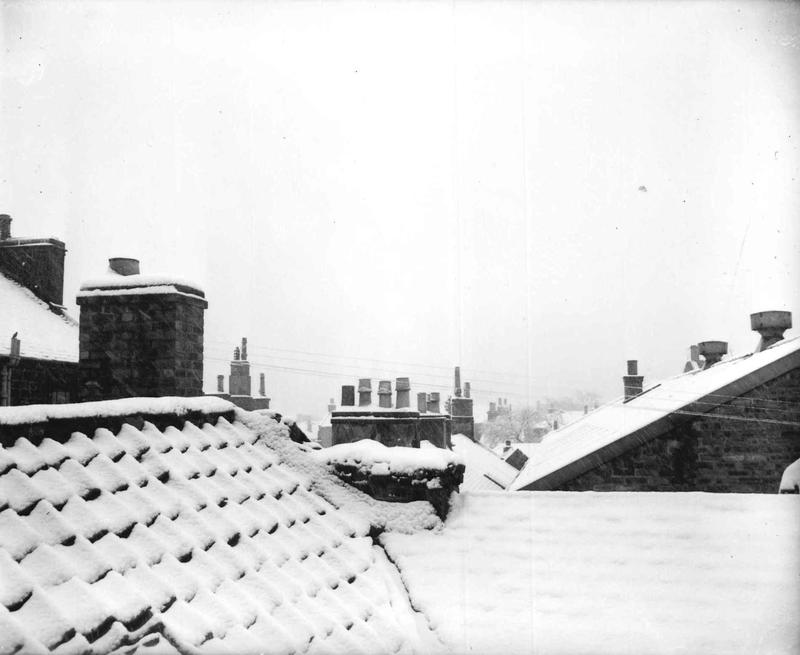 Snow on the roof tops - Falkirk Council