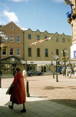 Howgate Entrance & Boots, High St, Falkirk - Falkirk Council