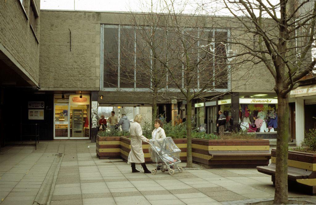 Grangemouth town centre before refurbishment - Falkirk Council