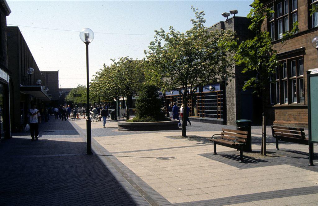 Grangemouth town centre street furniture - Falkirk Council