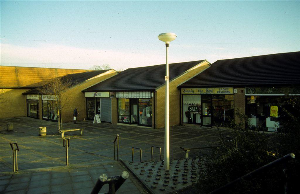 Shops next to Claremont Inn, Polmont - Falkirk Council