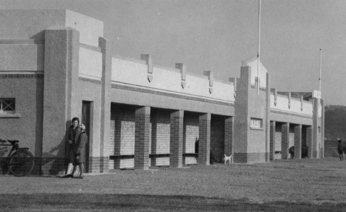 "Open air swimming pool" - Falkirk Council