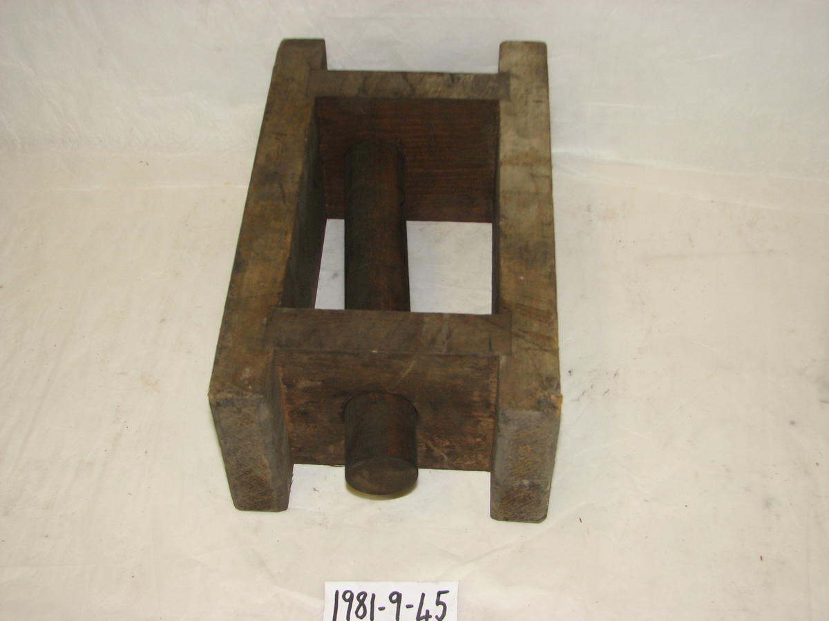 mould; brick making - Falkirk Council