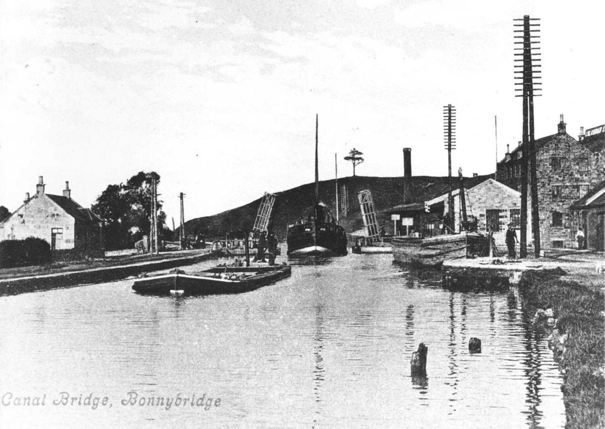 "Canal Bridge, Bonnybridge". - Falkirk Council